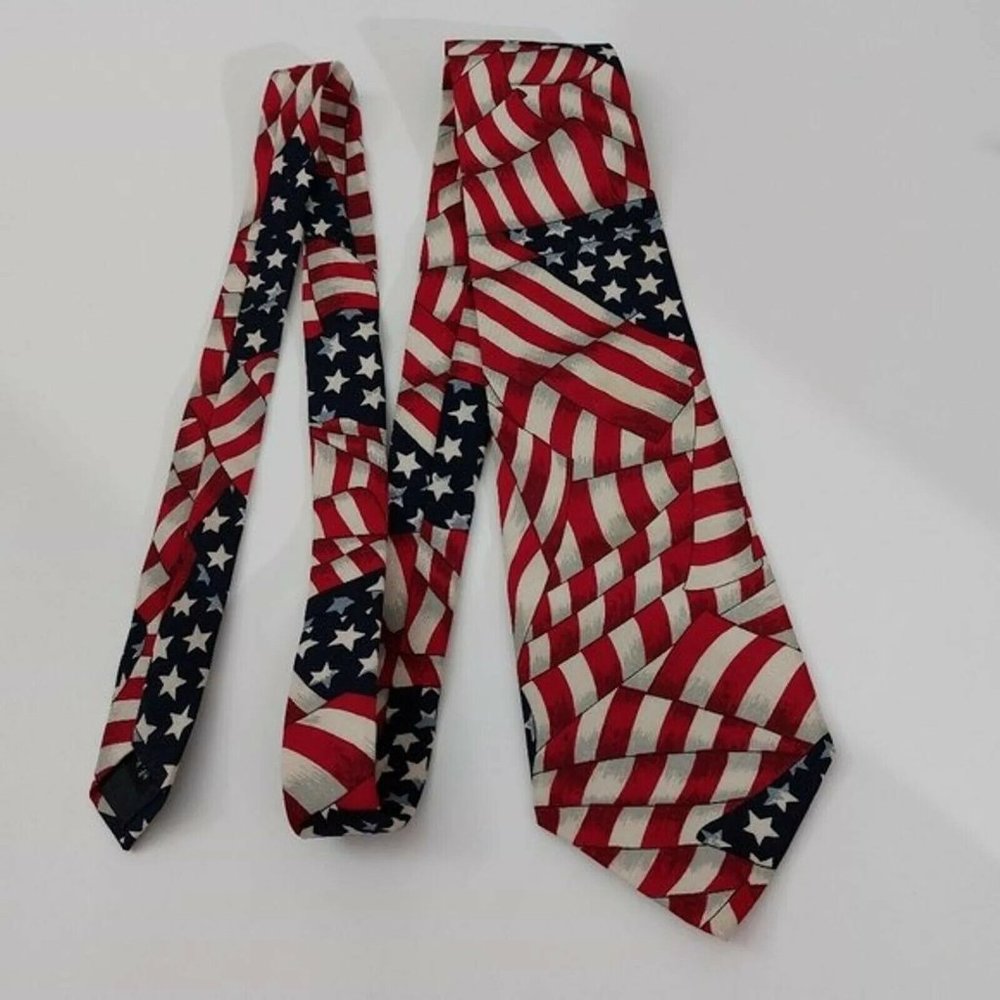 Vintage Beans Mcgee American Flag Men's 100% Cotton N… - Gem